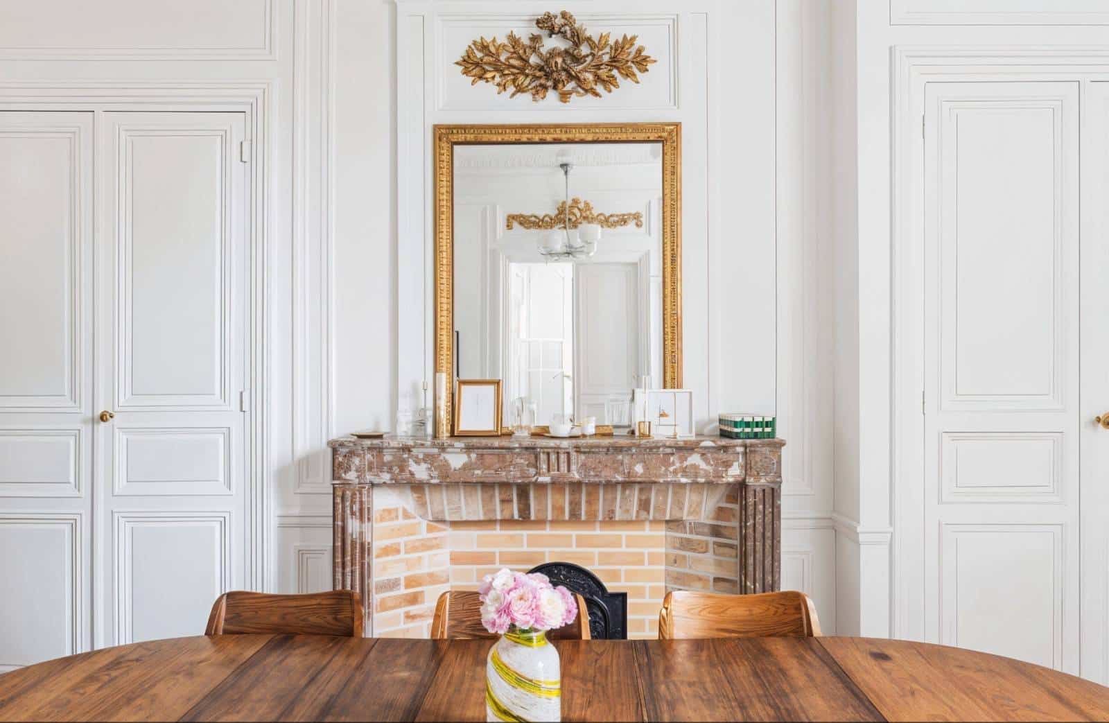 Paris apartment 6th: Rue de Savoie – Odéon Metro